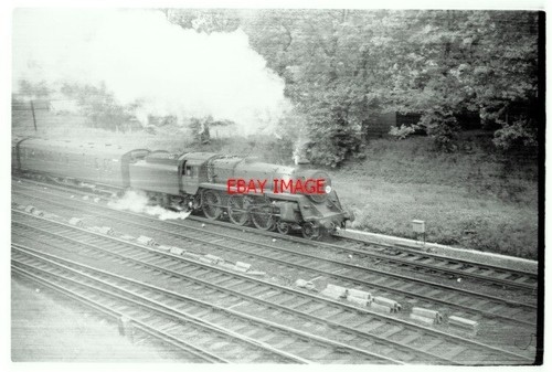 PHOTO BR STANDARD LOCO 73043 AT BASINGSTOKE 6-3-65 | eBay