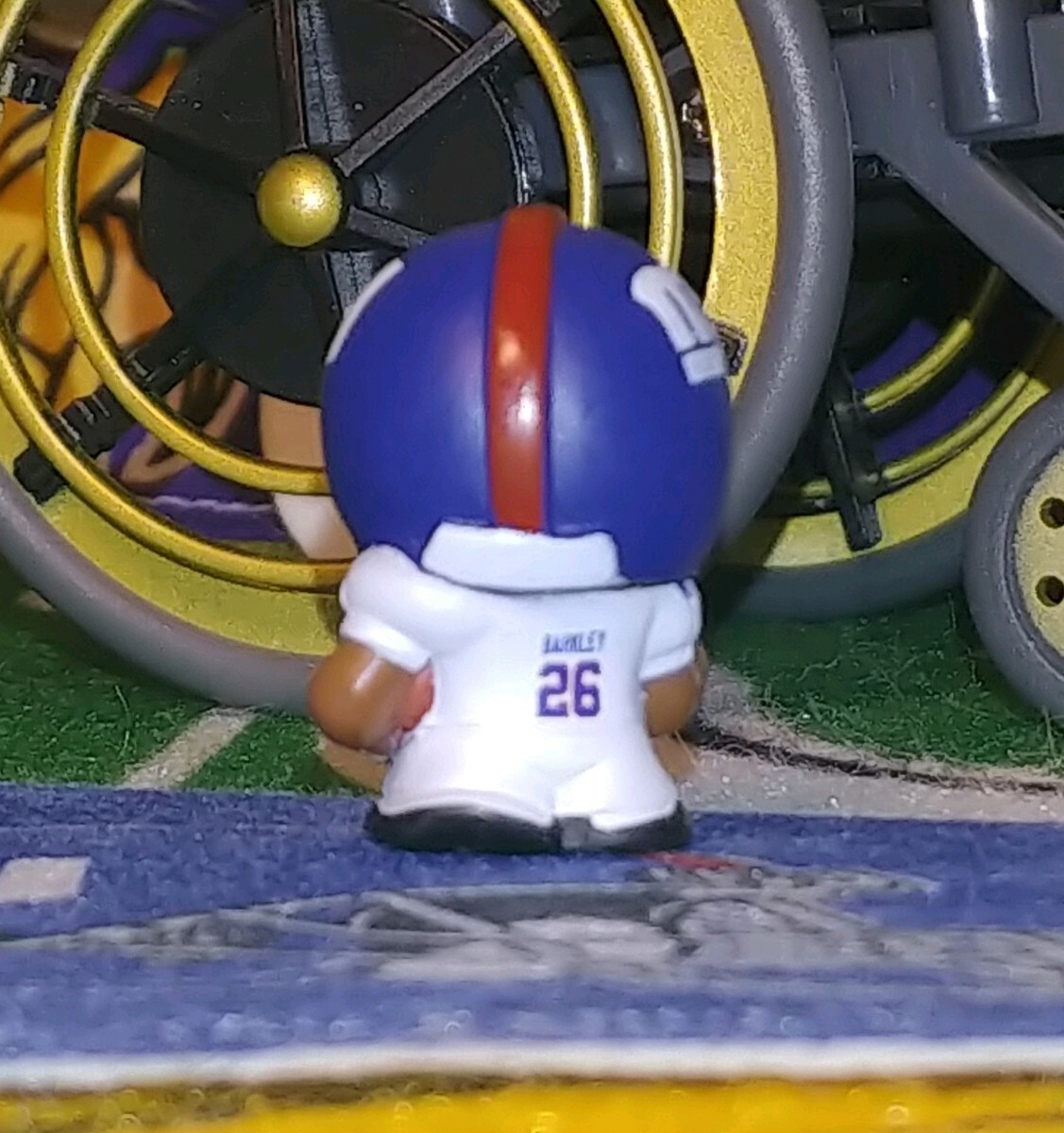 2019 NFL Series 8 Teenymates New York Giants RB Saquon Barkley color ...