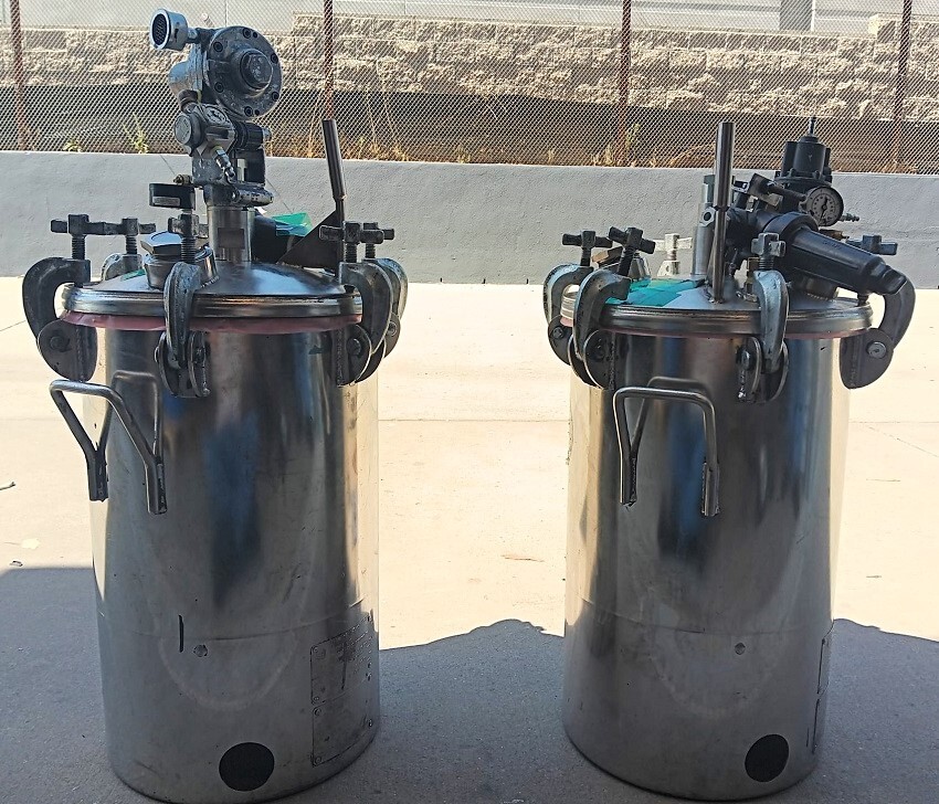 Lot of 2 Devilbiss QMS Paint Pressure Pots and Tanks | eBay