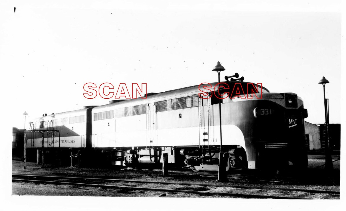 Mkt Passenger Trains Model Home | Missouri Kansas Texas, St. Louis