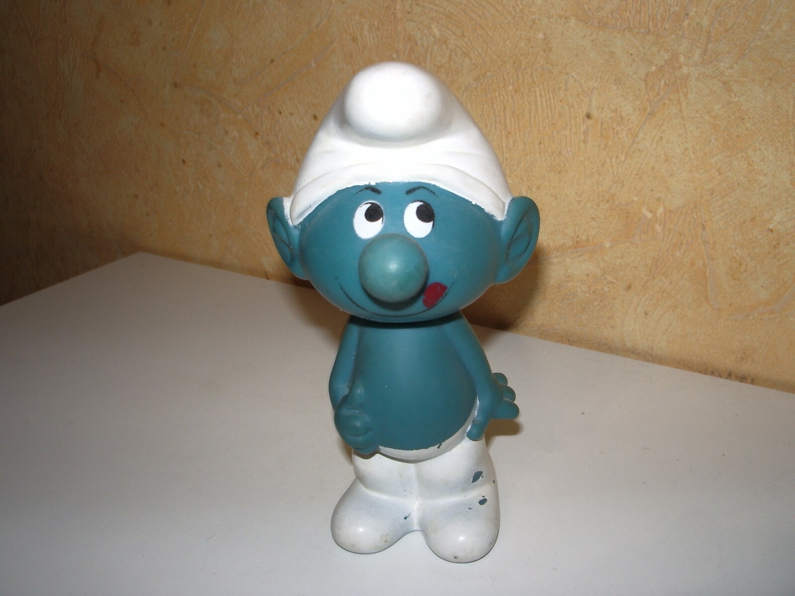 1 POUET SCHTROUMPF BLEU . PLASTIQUE . 14 CM . 1983 . PEYO . SMURF ...