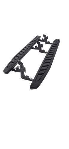 Genuine GM Running Board Step Right | 84630475 | Black | Genuine OEM ...