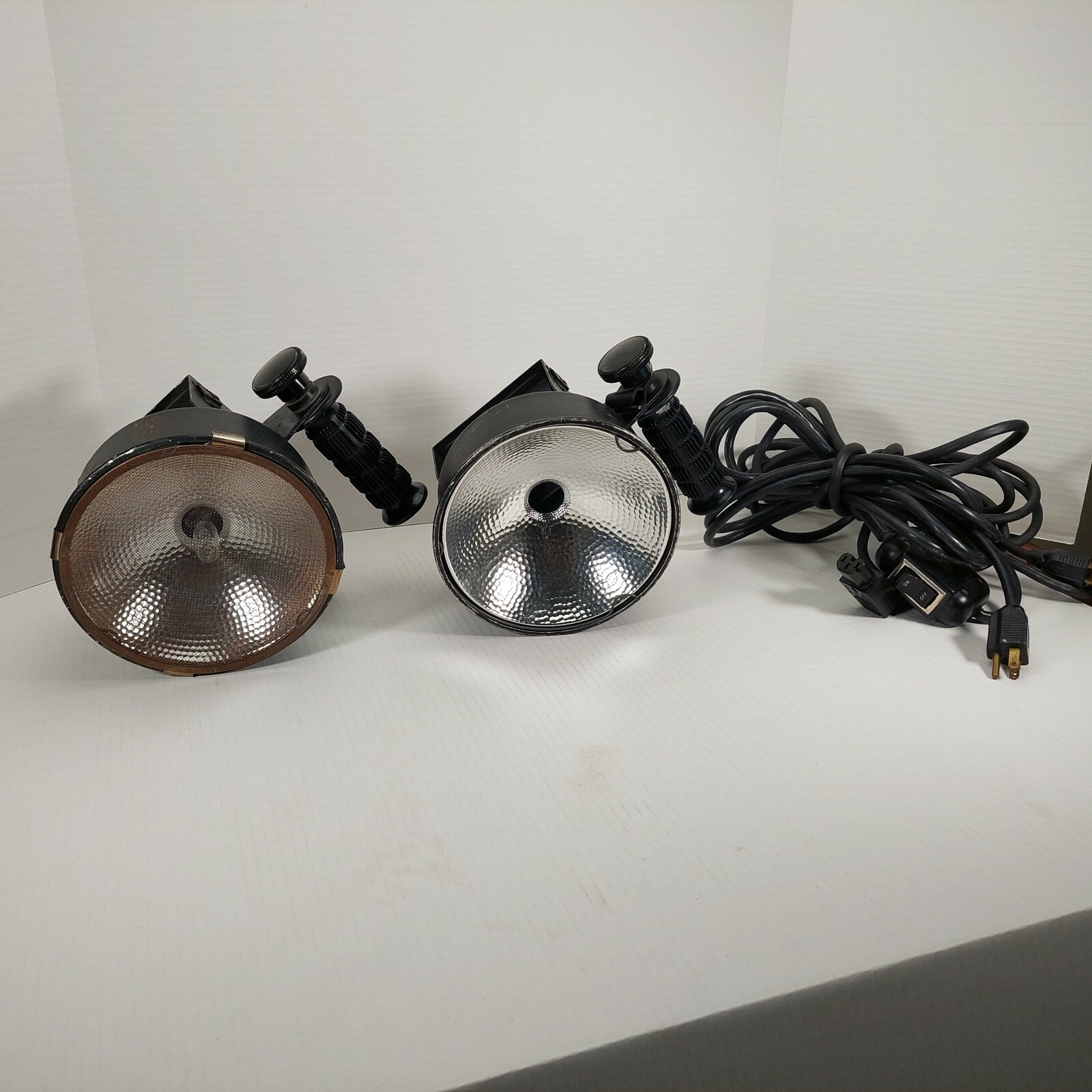 Lowel Dp Light Review | Shelly Lighting