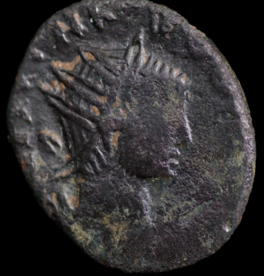 Tetricus II (?) Ancient Roman Empire Coin. 270-273 AD. Æ 19 mm. 1,74 ...