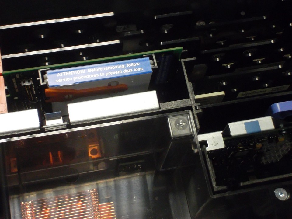 IBM POWER 6 p520 Server 8203-E4A 2 x 4.7Ghz (4-Core) CPU 74Y1889 ...