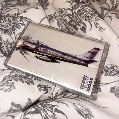 EMINEM- Kamikaze Red Cassette Shady Records BRAND NEW FACTORY SEALED ...