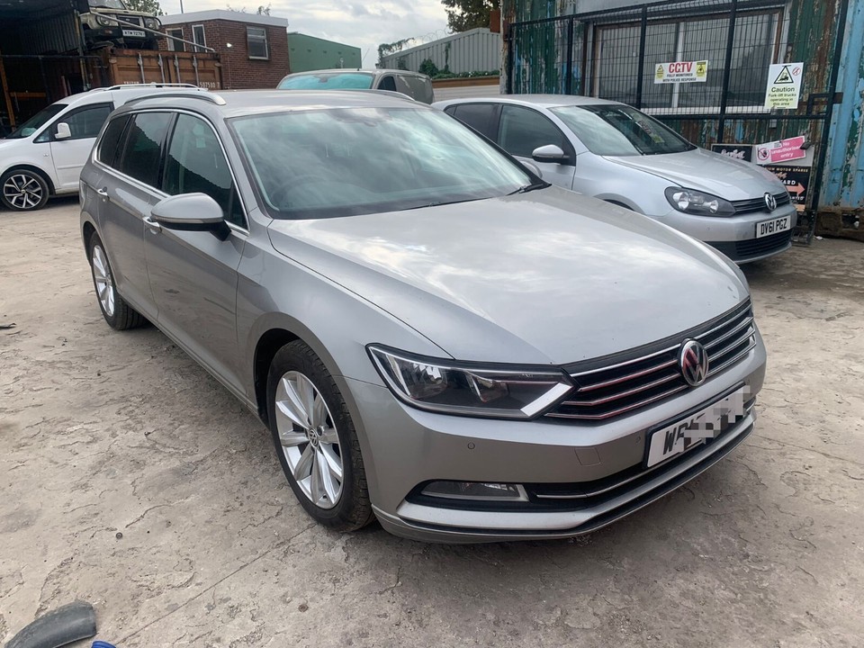 VW PASSAT B8 2017 2.0 TDI ESTATE LB7W ** BREAKING SPARES** WIPER ARM ...
