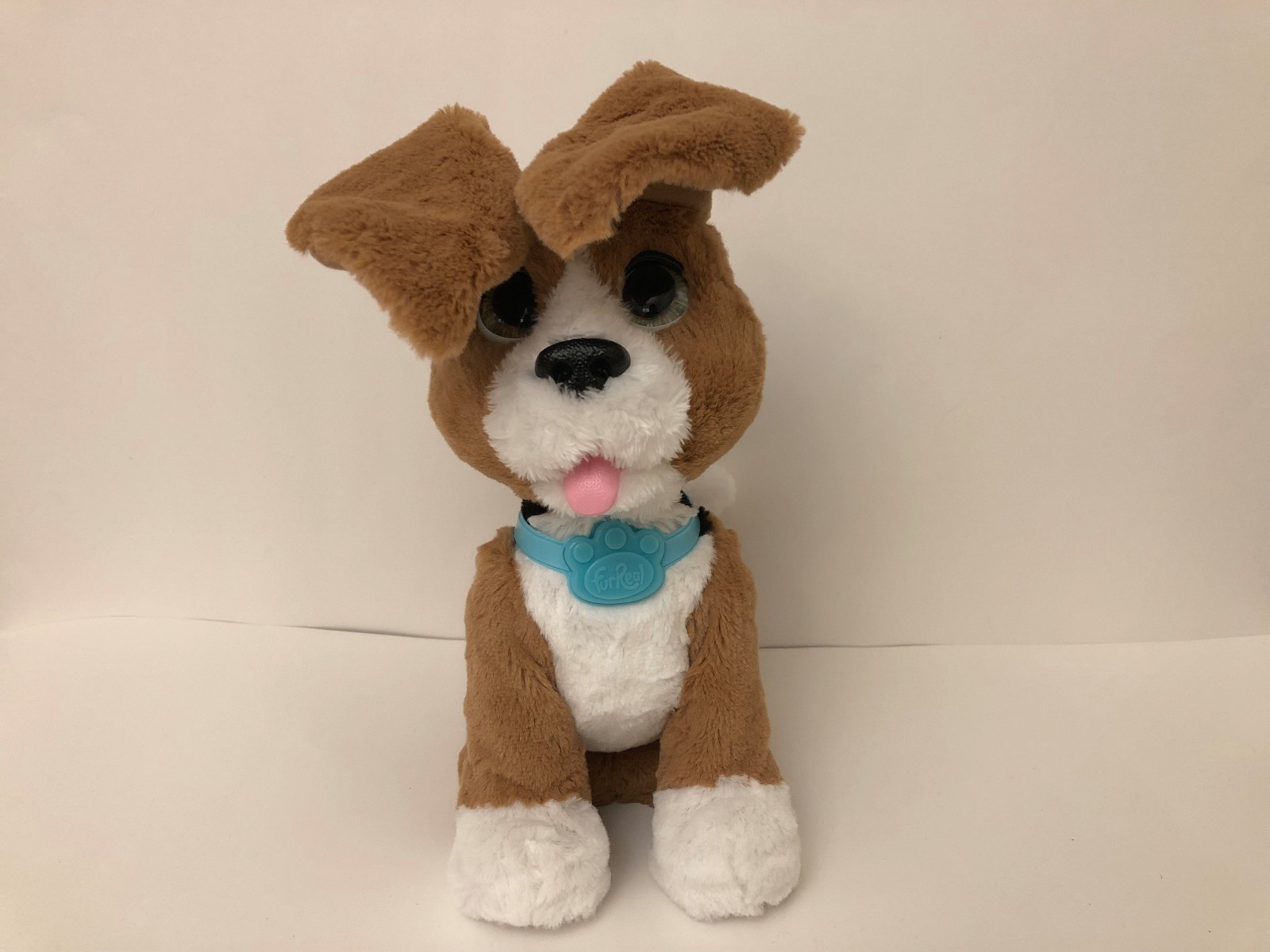 FurReal Chatty Charlie The Barkin' Beagle with Phrases and Responds to ...