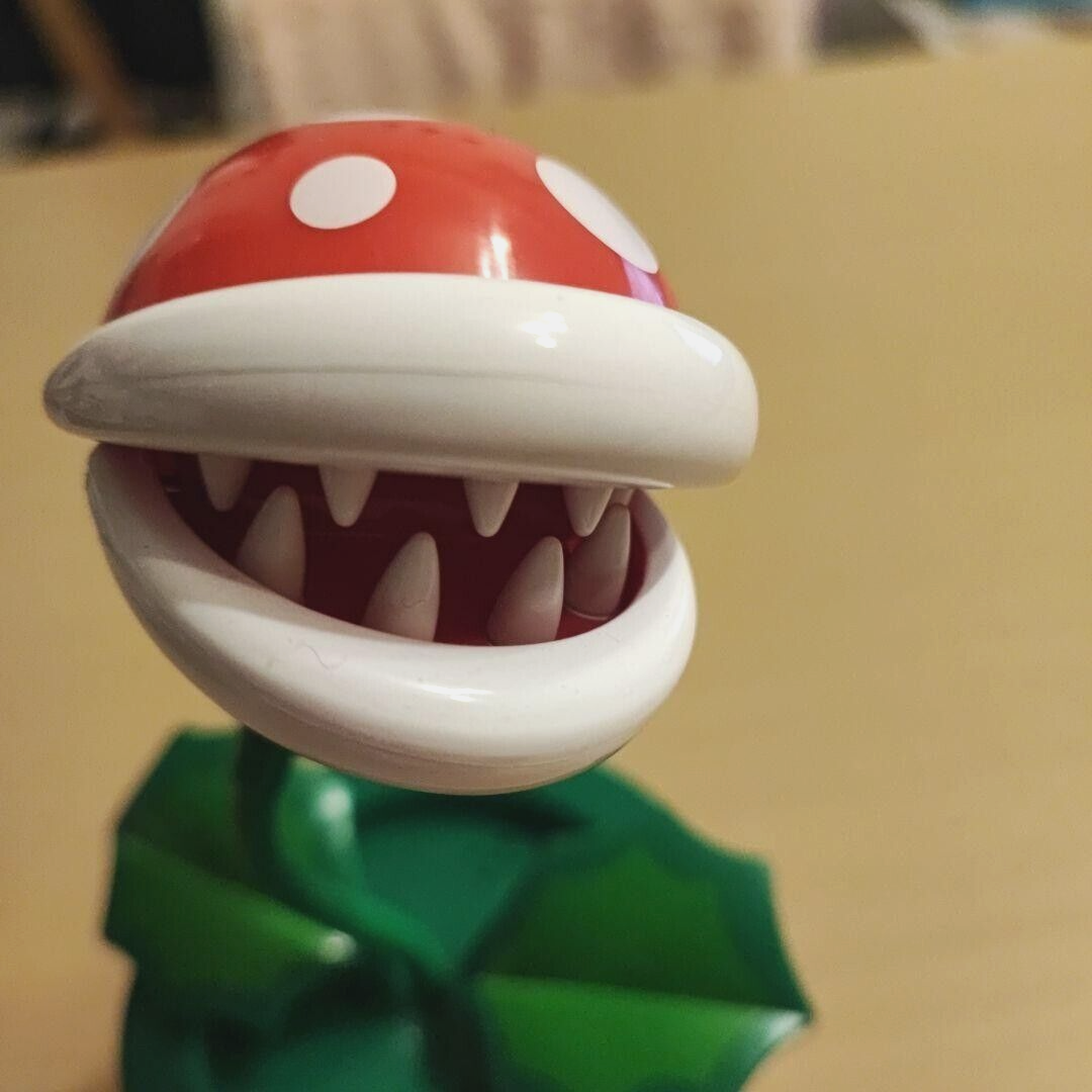 Giant Piranha Plant Introducing The Real Piranha Plant Puppet: A UV
