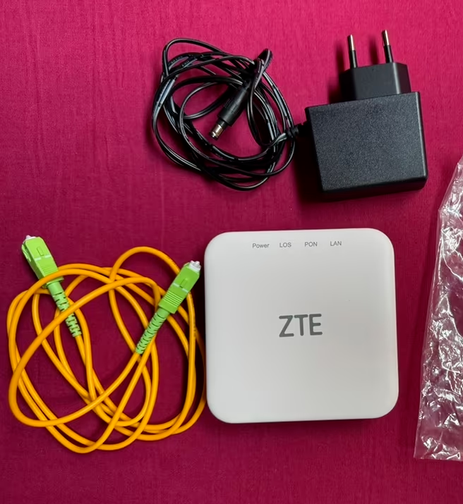 GPON 2,5 GBps Convertitore Terminale ZTE ONT ZXHN F6005 Fibra ottica ...