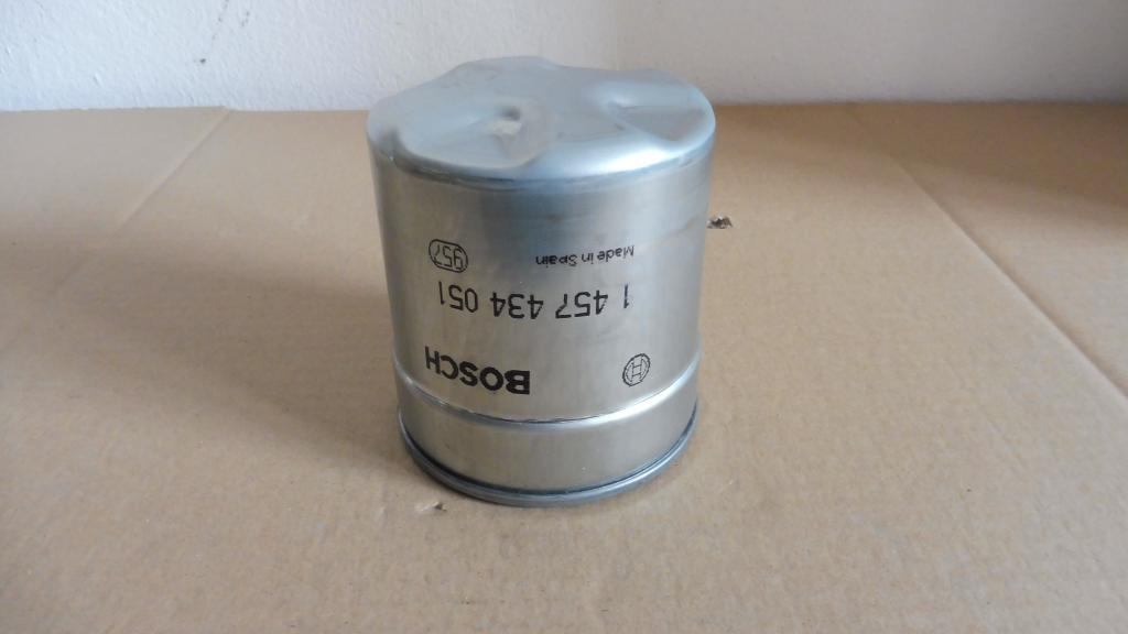 BOSCH 1457434051 - Fuel filter cross reference
