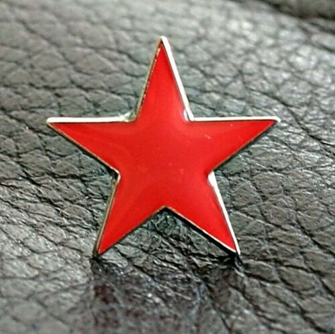 Red Star Lapel Pin Badge Five-pointed Pentagram Communism Communist ...
