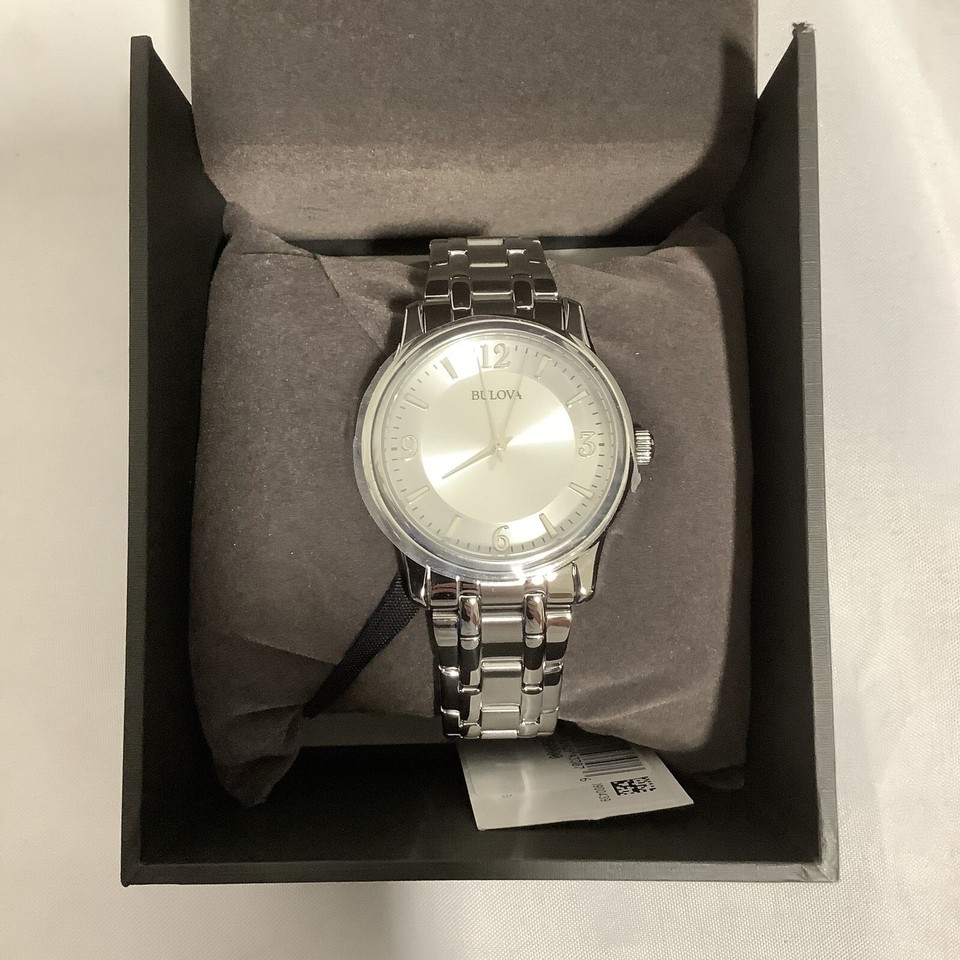 Bulova Men's 96A000 Silver Tone Dial Stainless Steel Quartz Analogue ...