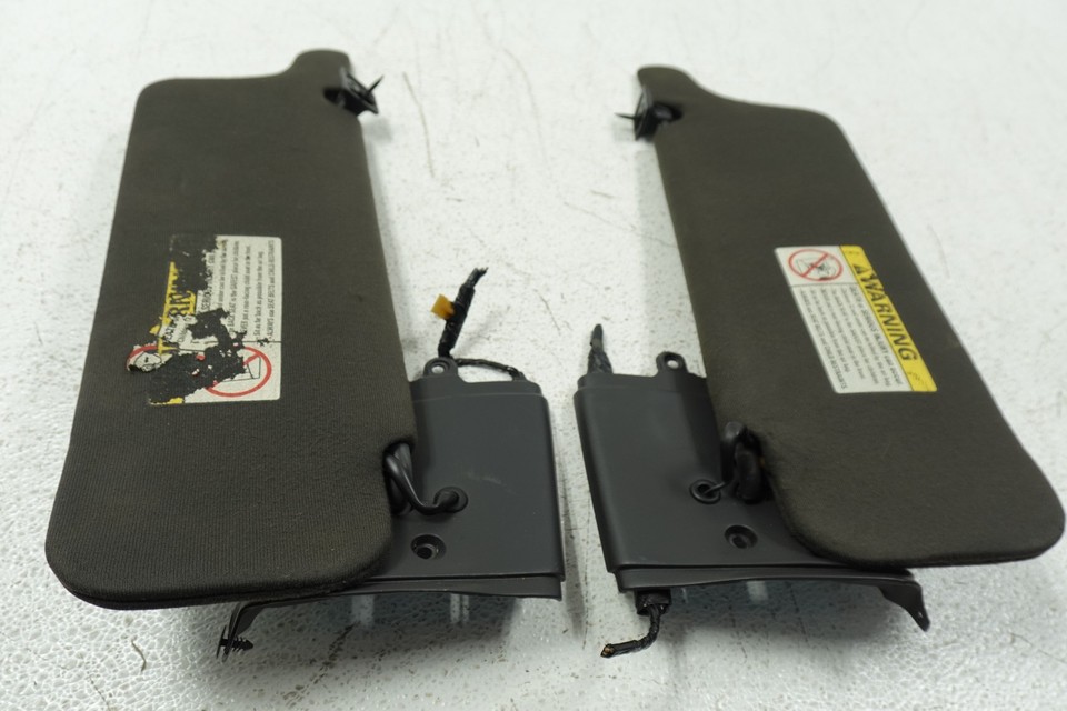 1999-2004 OEM Ford Mustang Convertible Driver and Passenger Sun Visors ...