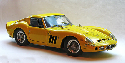 Ferrari Race Car 1:12 LARGE SCALE Built Metal Body Model Hot ...