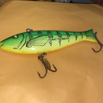 Vintage fishing, lure, HALCO giant trembler deep dive rattle 7 inches ...