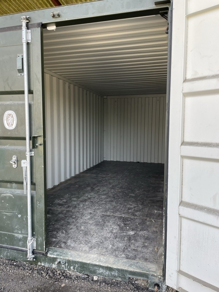 SUSSEX/KENT SELF STORAGE UNITS/20FT CONTAINER £100 PCM. SECURE YARD ...