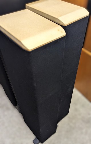 Boston Acoustics VR940 sock cloth is superb, drivers all great and tops ...