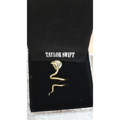 Taylor Swift Reputation Snake Ear Cuff – Gold Statement Jewelry Rare ...