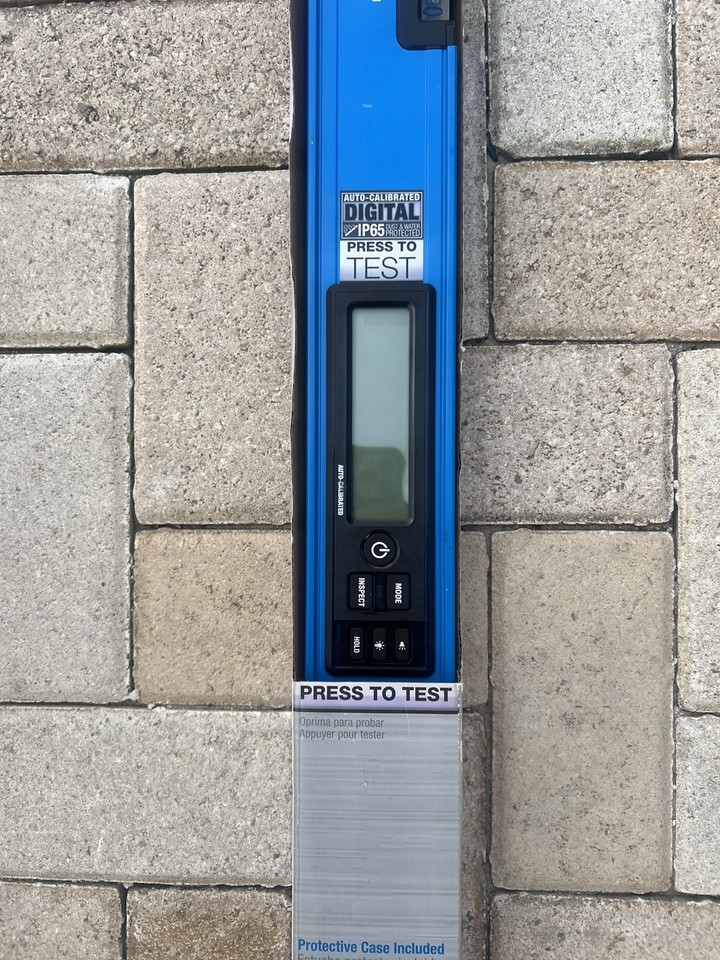 Empire Level 48 In. True Blue Digital Box Level Case Included E105.48H ...