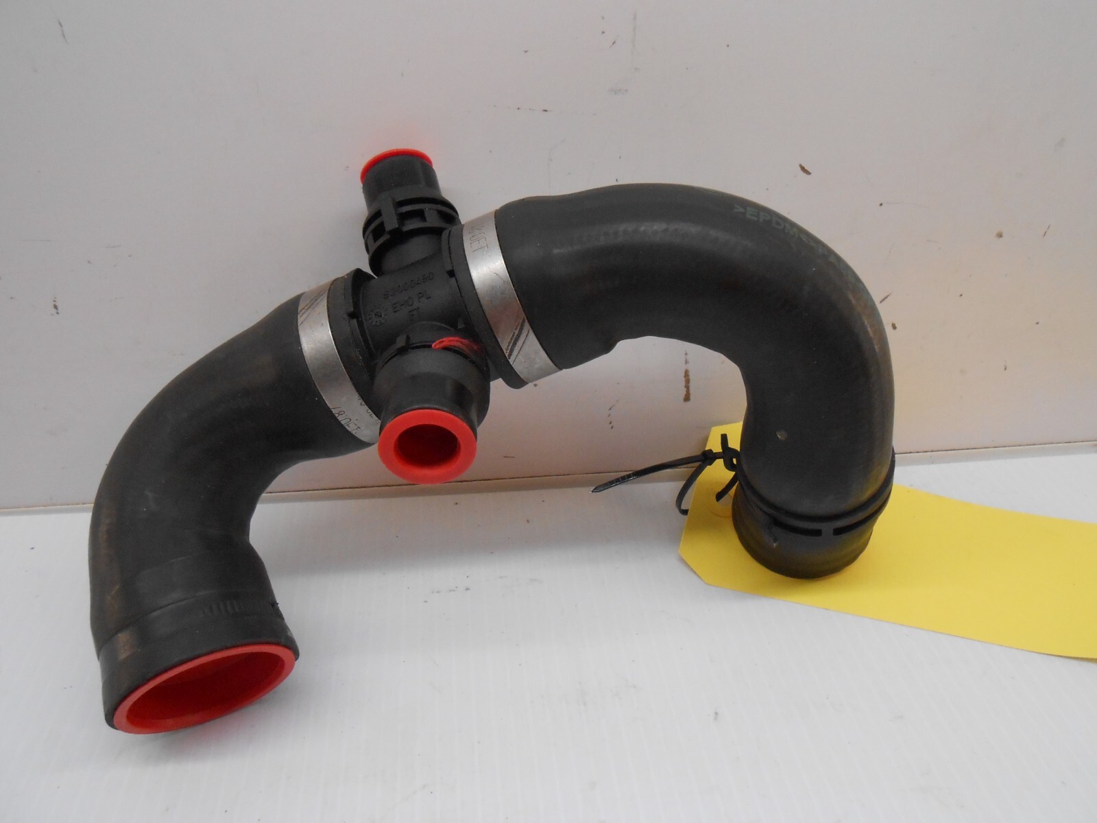 BMW 1, 2, 3, 4, 5 Series F10 F30 F20 F22 Coolant Hose 11537603511 ...