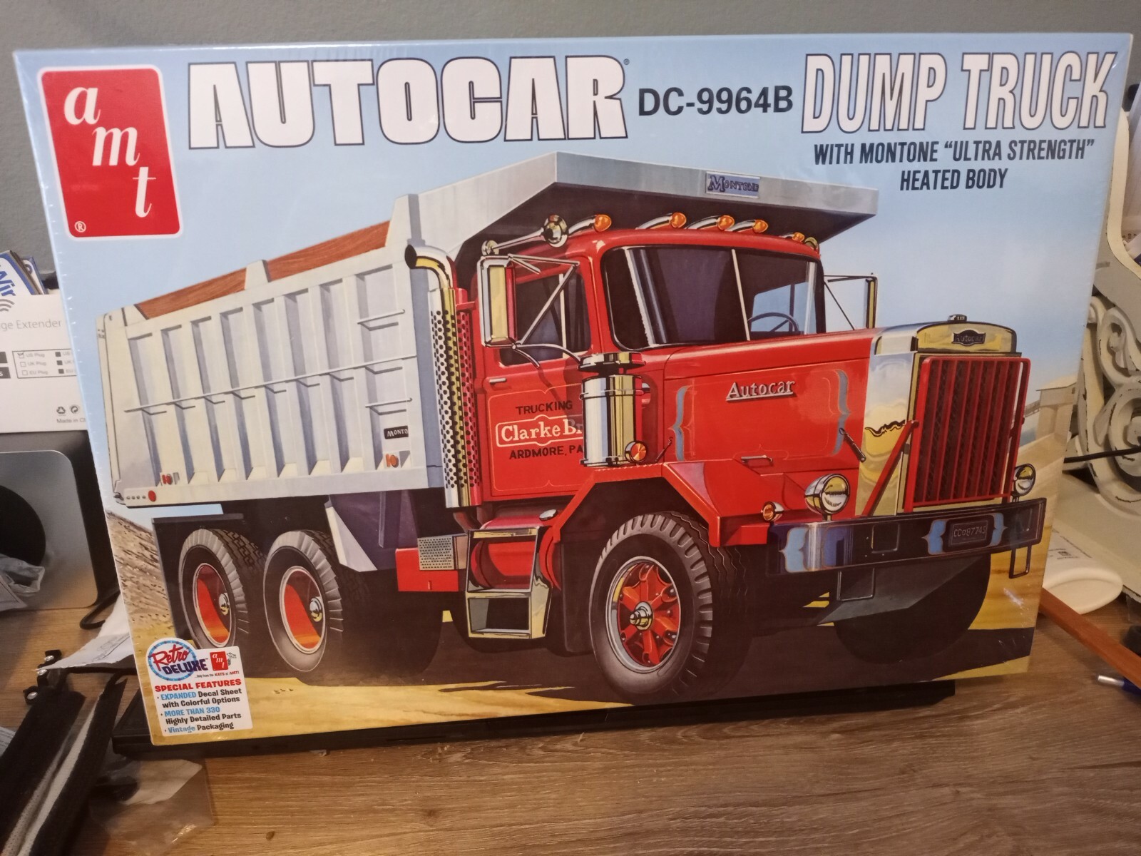 AMT AUTOCAR DC-9964 B DUMP TRUCK SUPER DETAILED MODEL | eBay