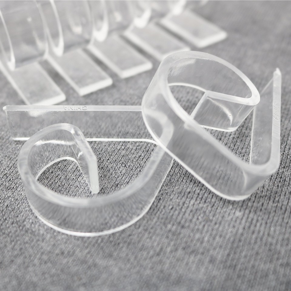 Clear Plastic Tablecloth Clips “ Picnicking Accessory Set Of 72 | eBay