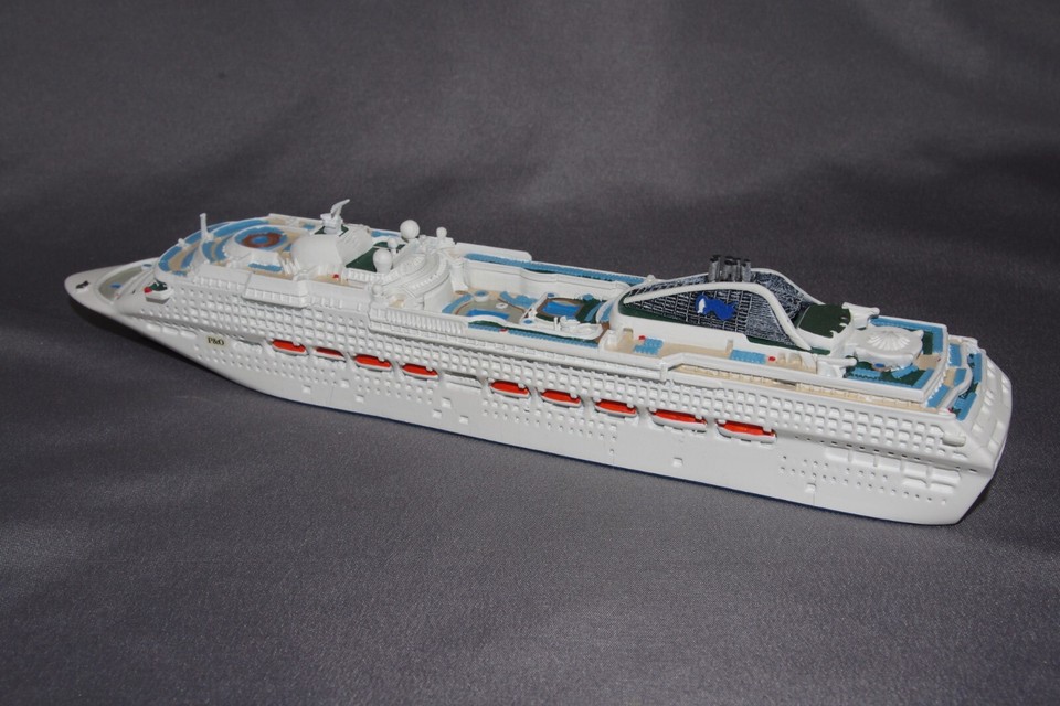 MERCATOR US CRUISE SHIP 'MV SUN PRINCESS' 1/1250 MODEL SHIP | eBay