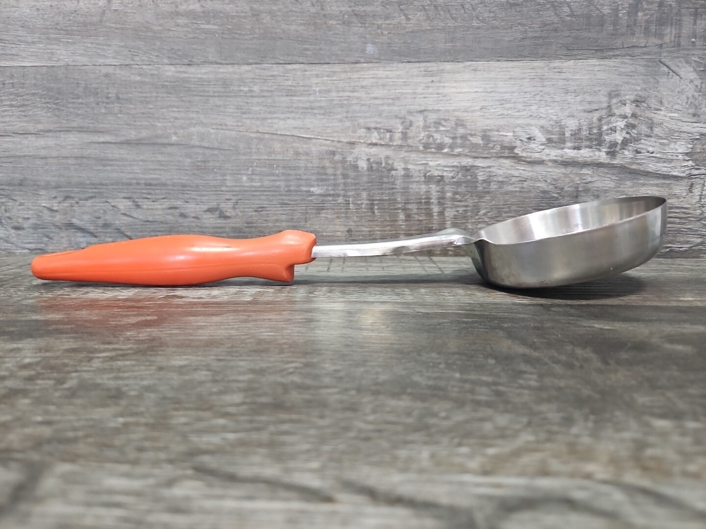 Vollrath Jacob’s Pride 8 oz 237 ml Solid Spoodle 64338 Orange Nylon ...