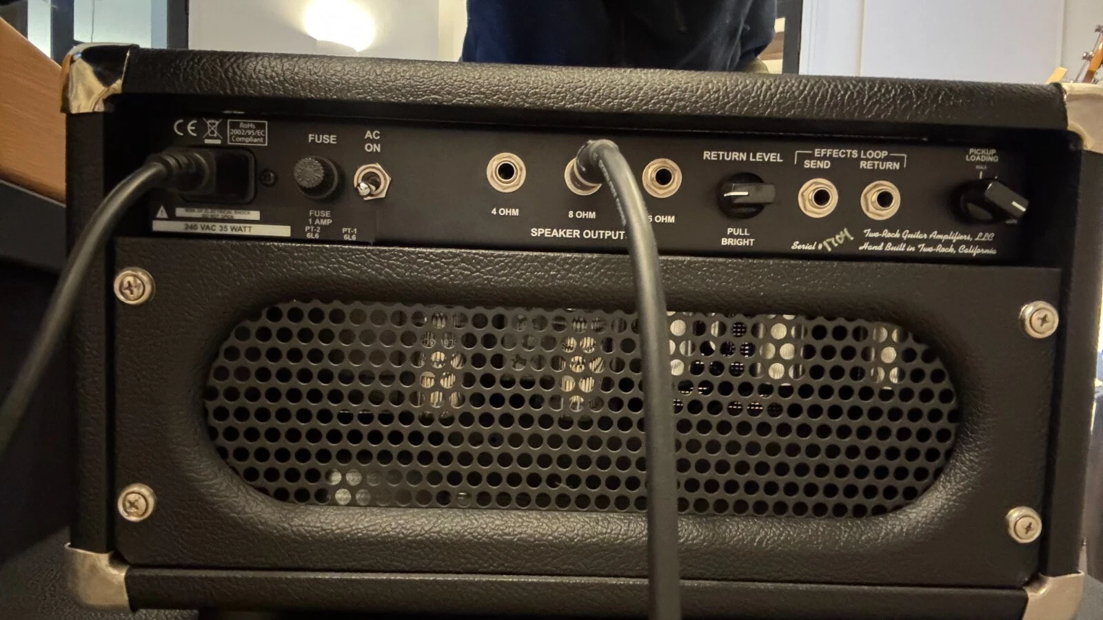 WITHDRAWN - Two Rock Studio Pro 35 Head - Amps £ Discussions on theFretBoard
