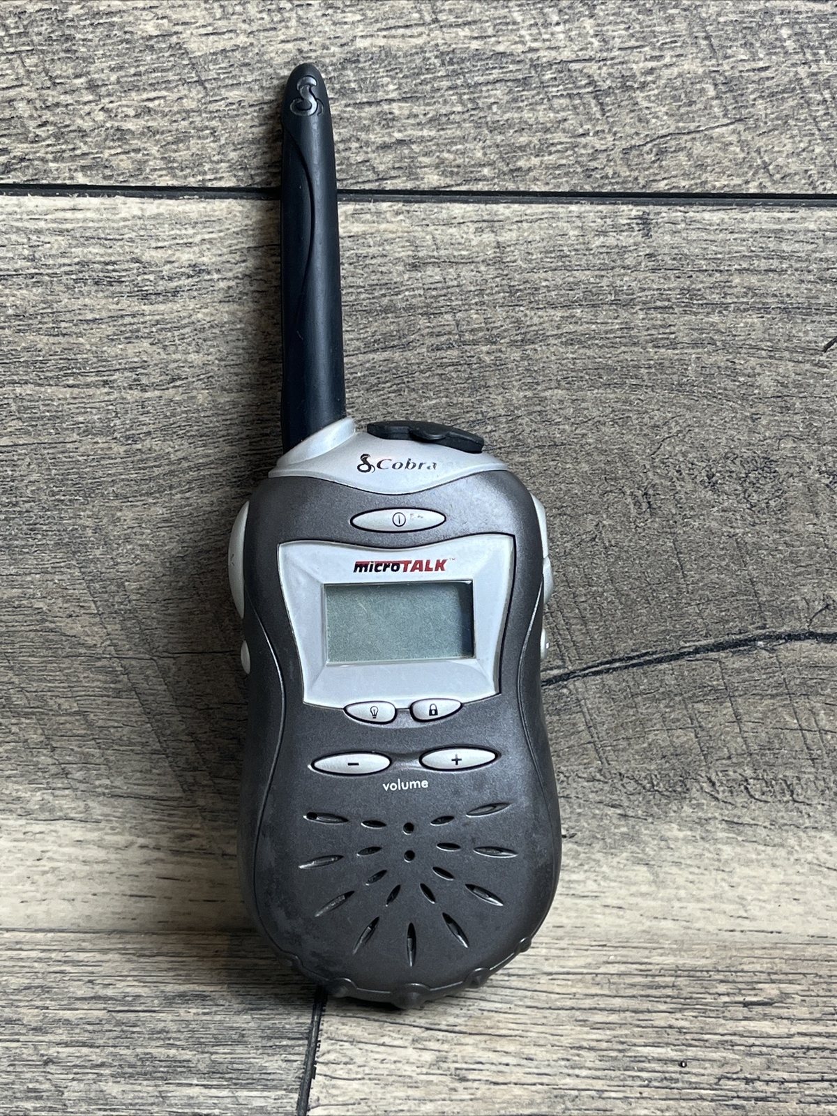 Cobra MicroTalk FRS220 Gray 2-Mile Portable Handled Two Way Radio ...