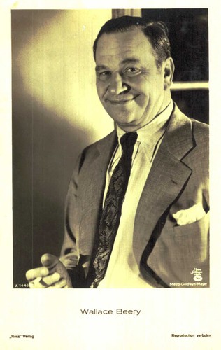 Wallace Beery * Original Ross Postcard * No. 4201 | eBay