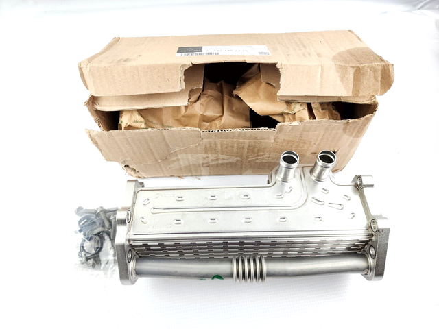 Mercedes-Benz A6421402175 OEM EGR Cooler 3.0l Diesel 0m642 for sale ...