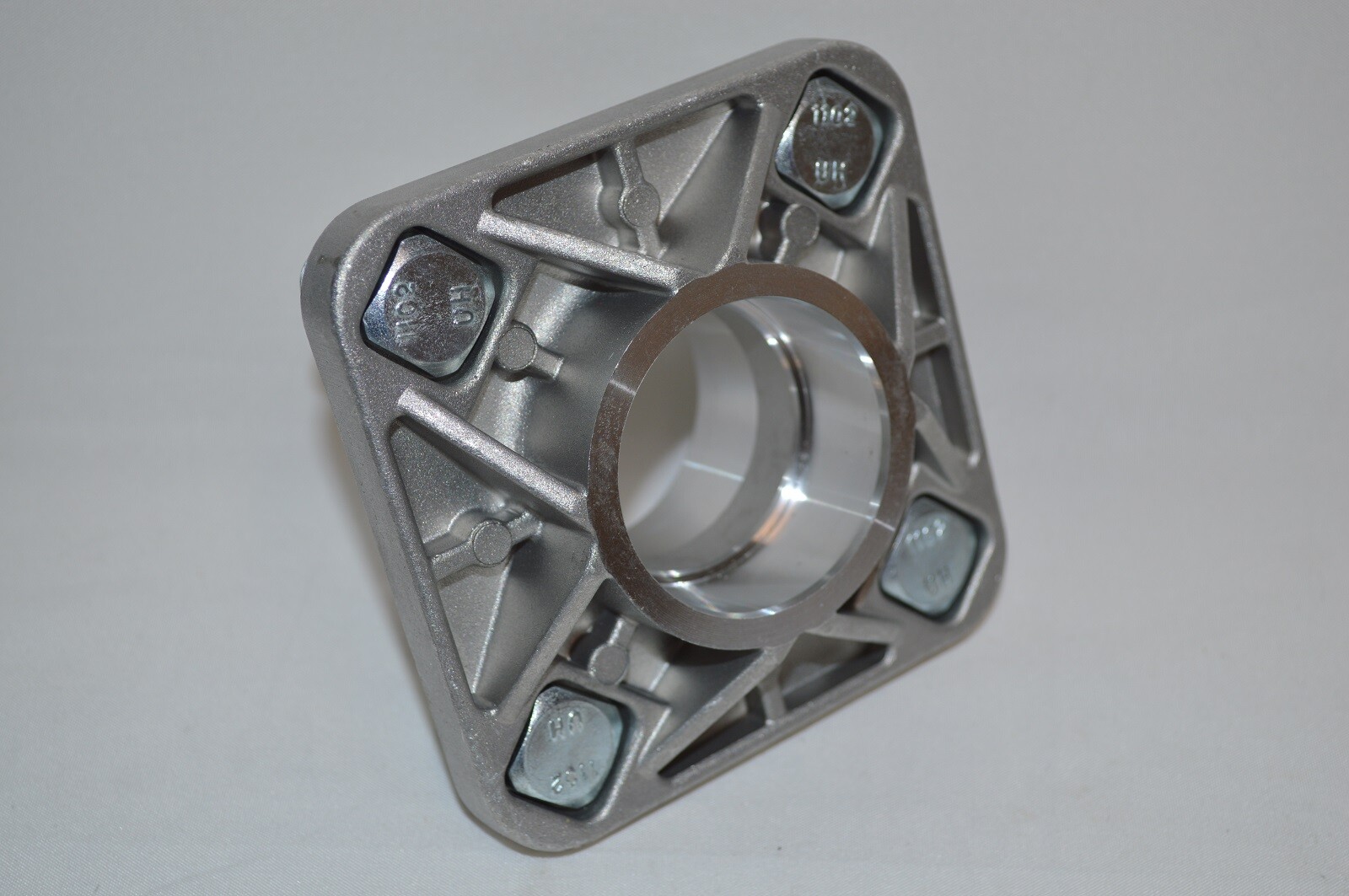 Yamaha Golf Cart G2 - G22, G29 Aluminum Front Wheel Hub | JG5-WF511-10 ...