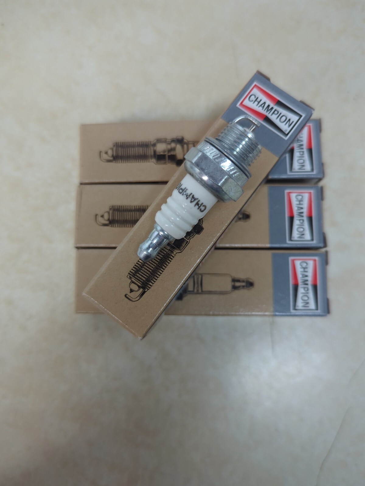 Champion CJ8 - Alternative spark plugs