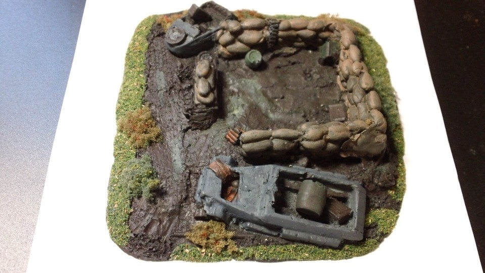 15MM OBJECTIVE MARKER Base with Damaged vehicles from WW2 Painted Use ...