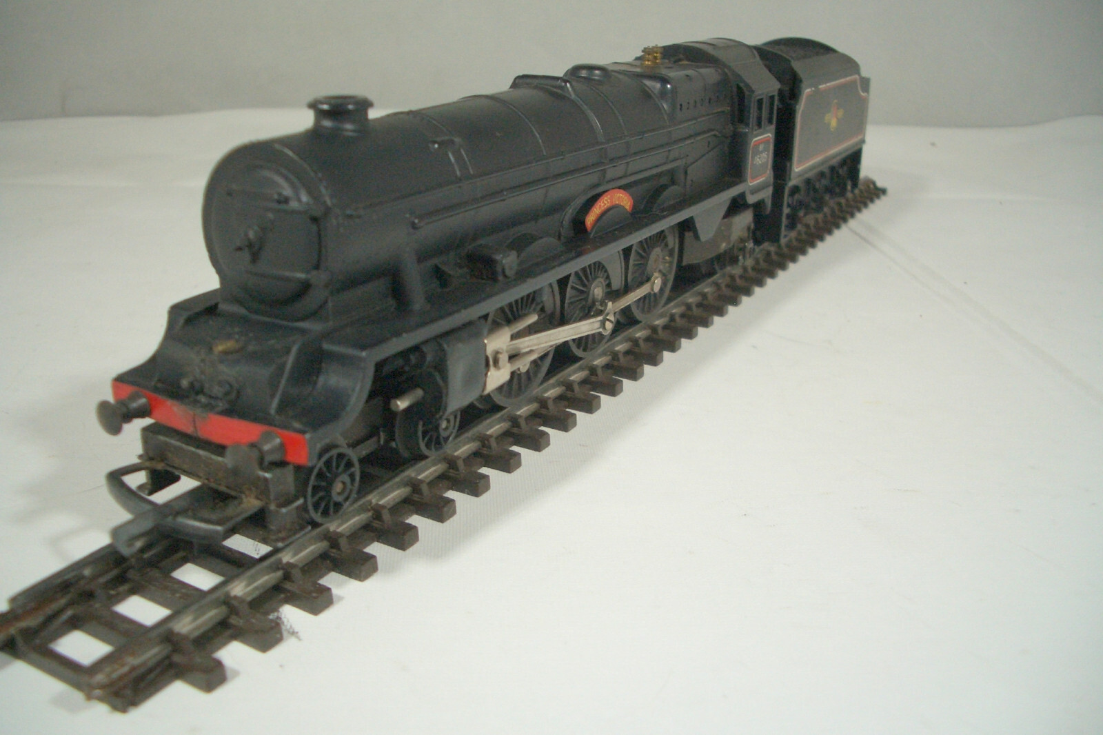 Triang OO R50 4-6-2 Princess Victoria Loco & Tender Model BR Black ...