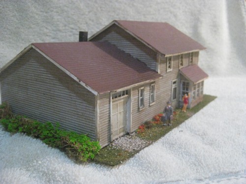 Vintage HO Scale Wood & Cardstock House Structure Weathered/landscaped ...