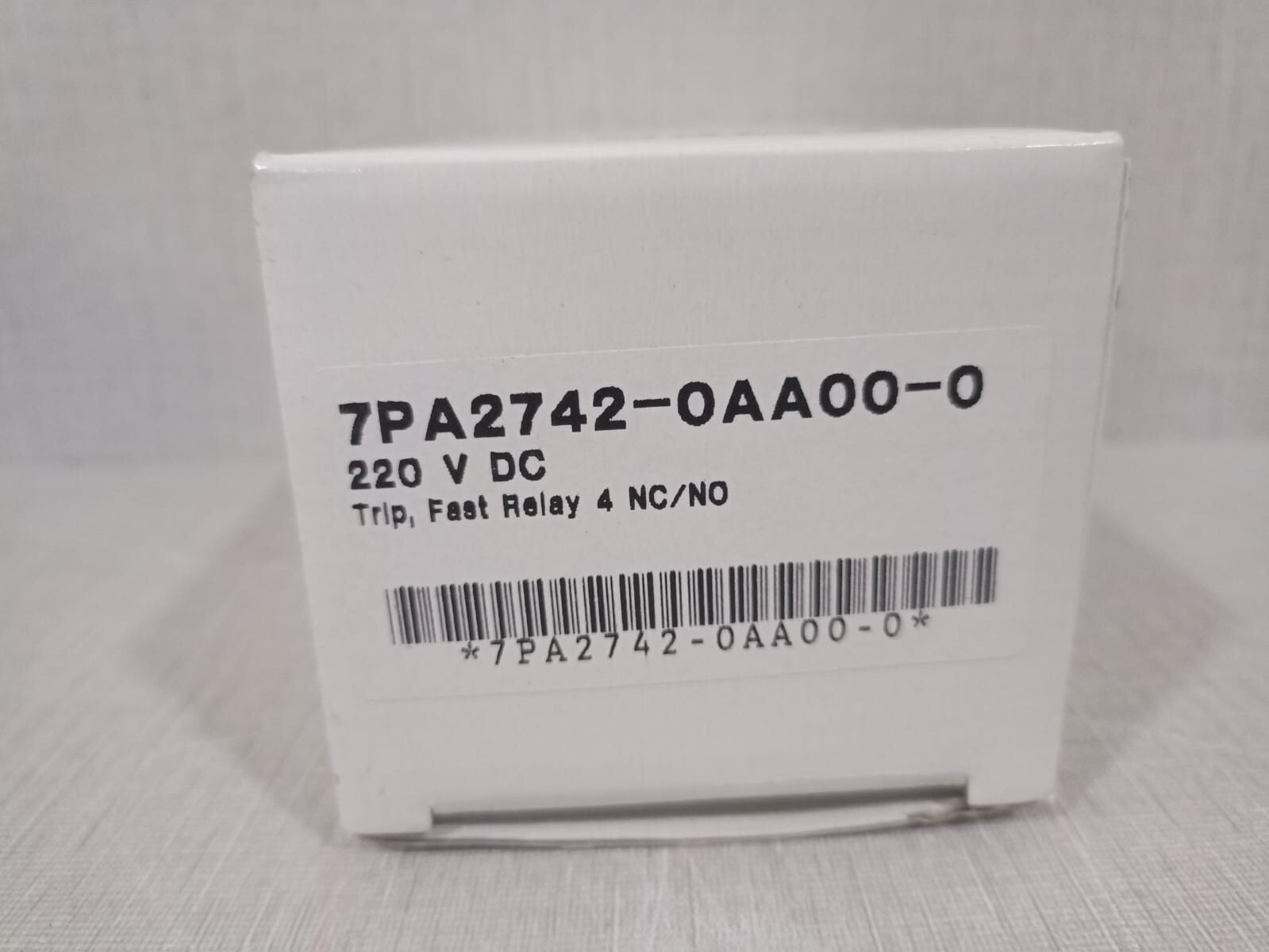 SIEMENS 7PA2742-0AA00-0 TRIP FAST RELAY 4 220 VDC | eBay