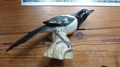 Vintage Beswick Magpie Gloss Figurine 2305 good condition | eBay