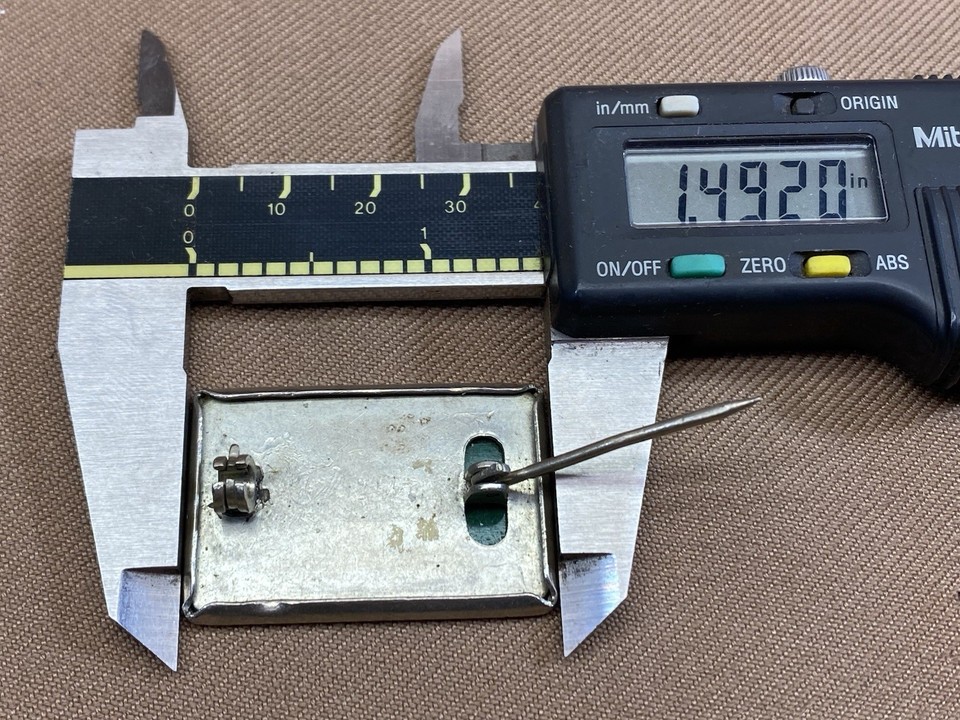 VTG Chevrolet Flint Metal Fabricating GM Car Co Employee ID Badge Pin ...
