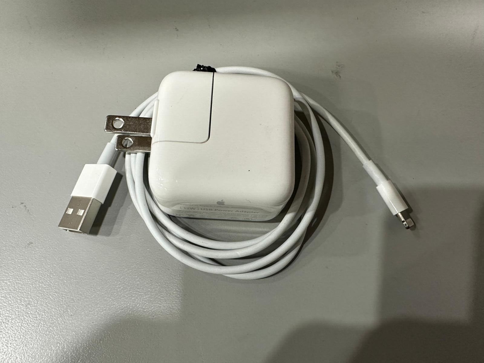 Original Apple 12W Wall Charger And 1M Lightning to USB Cable iPad's ...