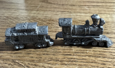 PEWTER FIGURINE TRAIN ENGINE 2”x1.25” and CABOOSE 1.5”x.75” | eBay