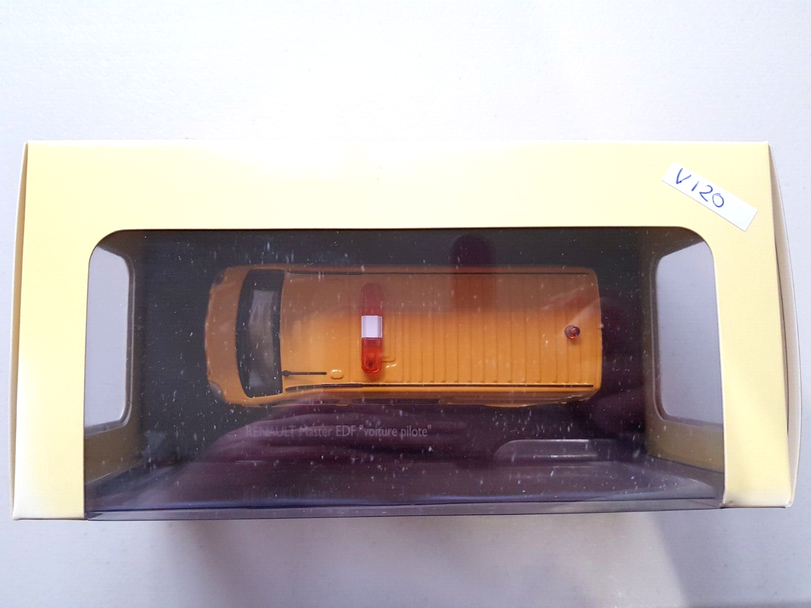 1:43 Renault Master EDF Van -Yellow (V120) | eBay