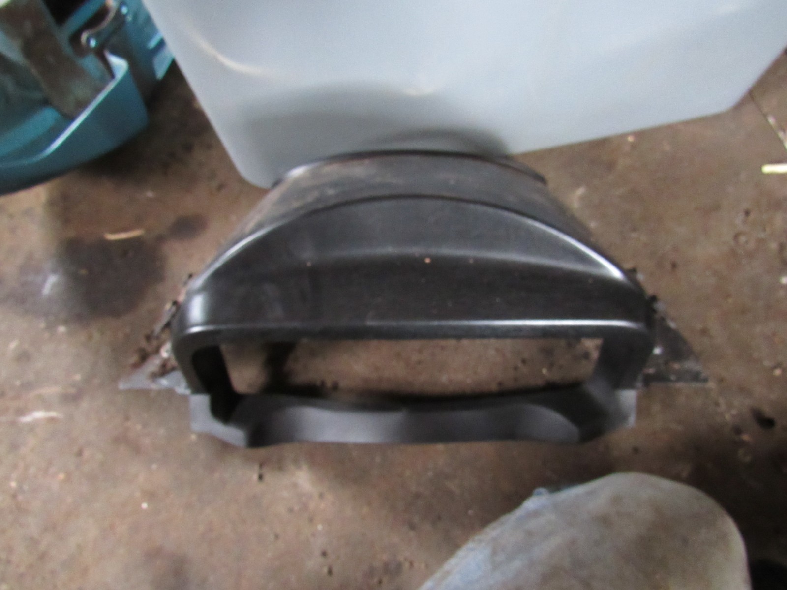 1982 Yamaha xj650 Seca Turbo upper fairing mount bezel | eBay