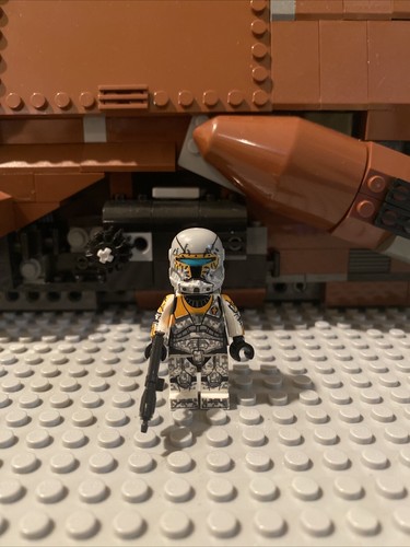 **NEW** LEGO Commando Gregor Minifigure With Custom Helmet ...