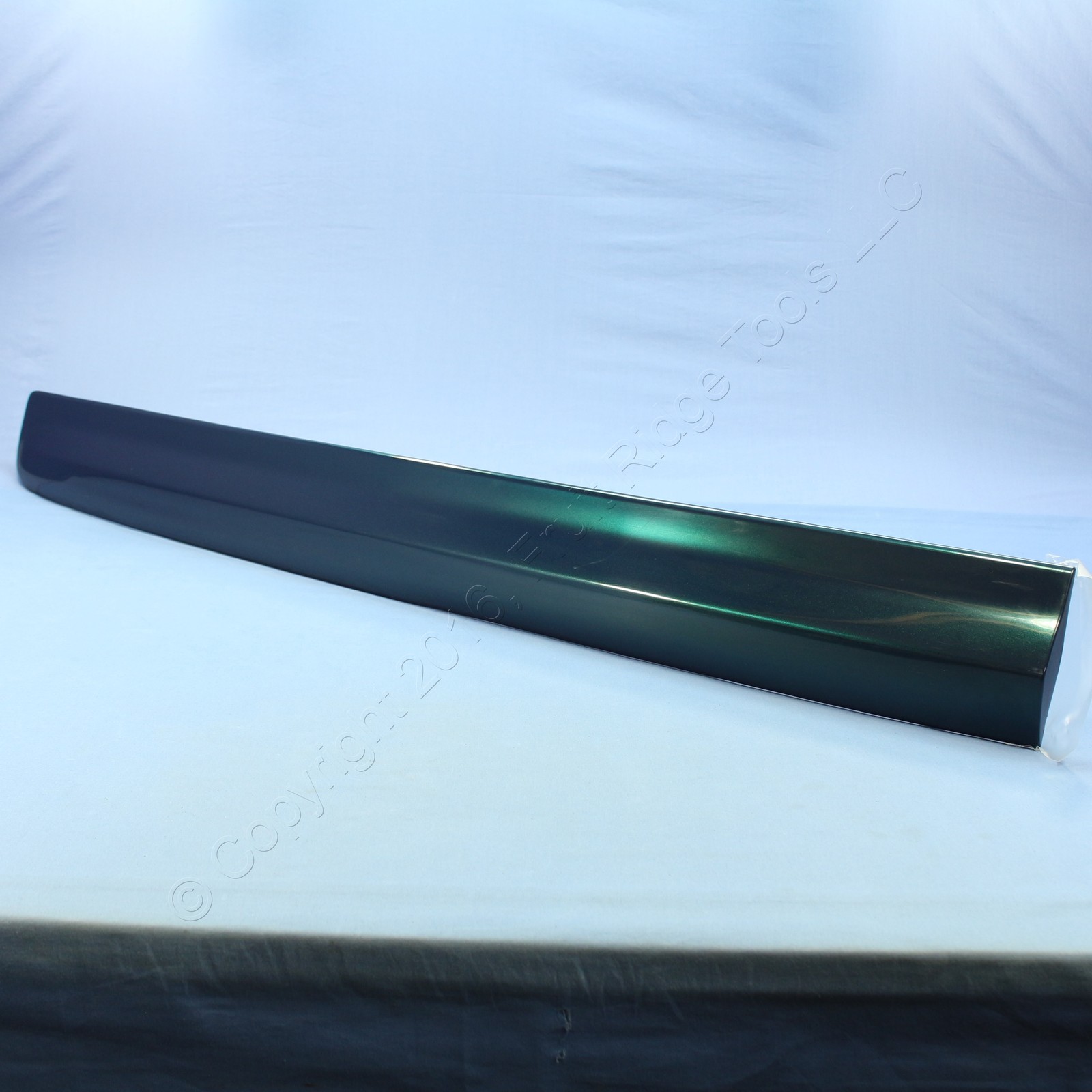 GM Scratched Bermuda Blue WA214M 46.5" Bulged LH Door Moulding for 07 ...