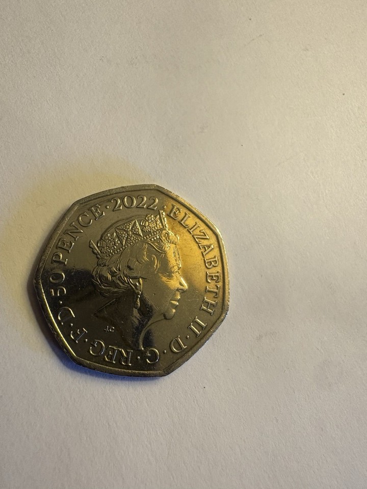 50p Coin HM Queen Elizabeth Jubilee 70th ER 2022 .Rare Circulated ...