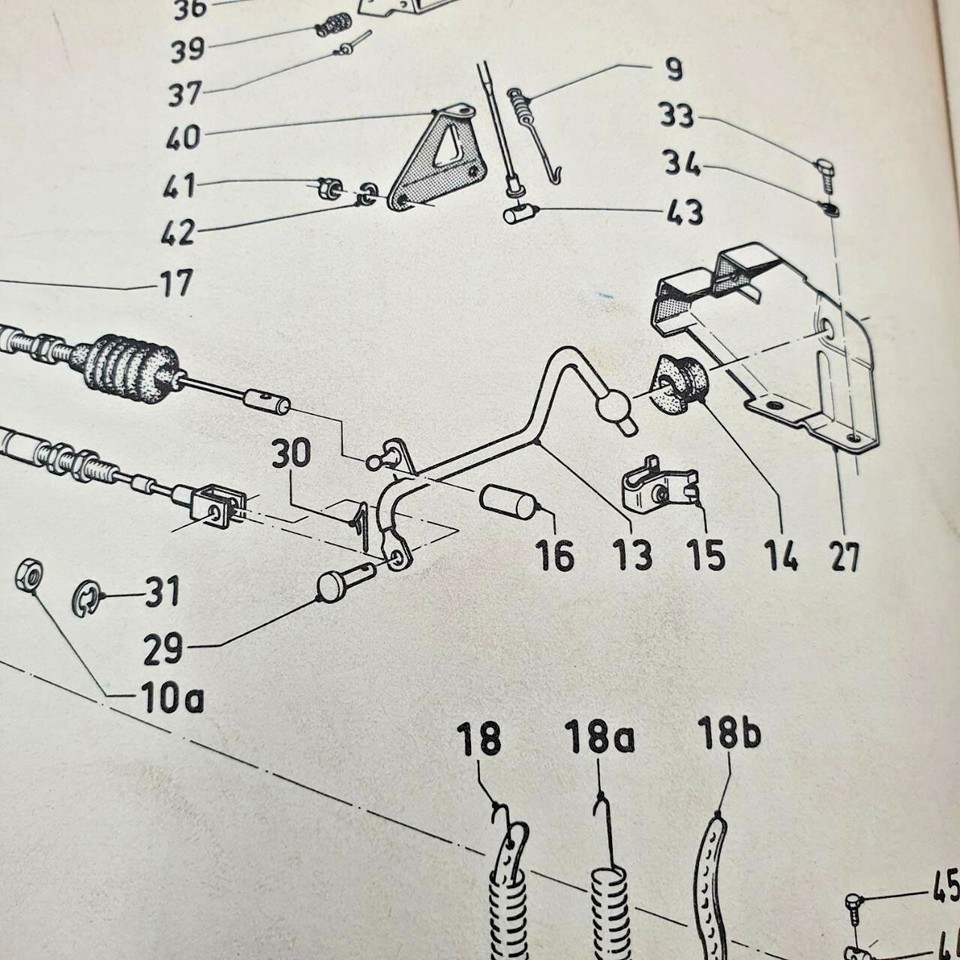 Ford Capri Mk1, Escort Mk1, Transit Mk1 Clip - Throttle Cable 112835ES2 ...