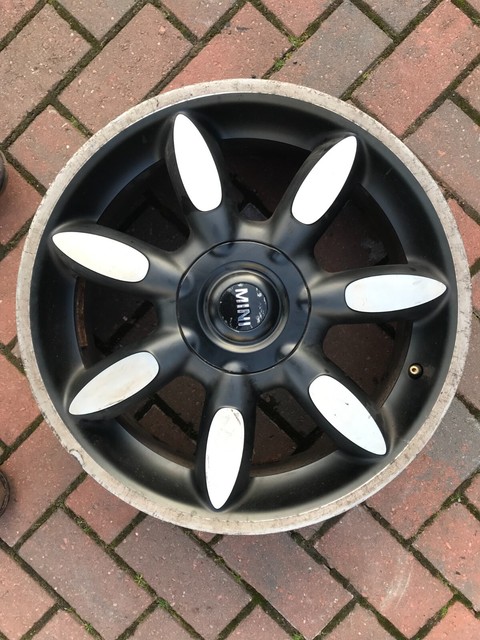 BORBET ALLOY WHEEL RIM NIGHT SPOKE SIDEWALK MINI 17" R106 7Jx17 IS48 ...